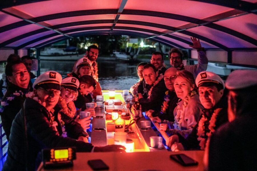 Clearwater Private Boat for 20: Evening Cruise+Dolphin Watch - Who Will Love This Tour?