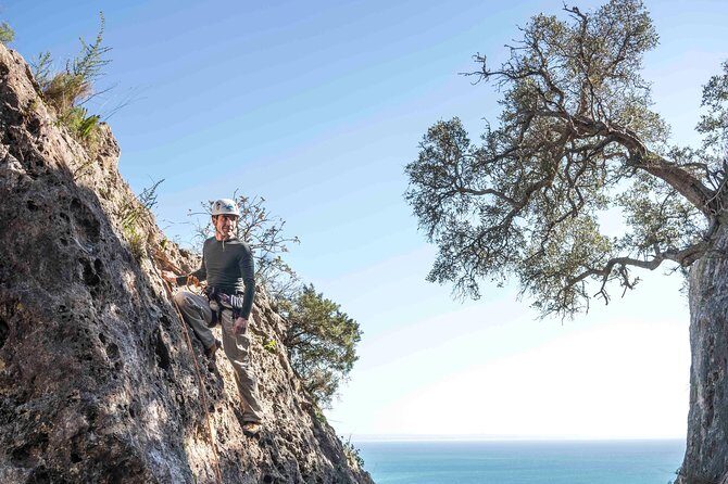 Climbing Experience in Arrábida - A Closer Look at the Itinerary and Experience