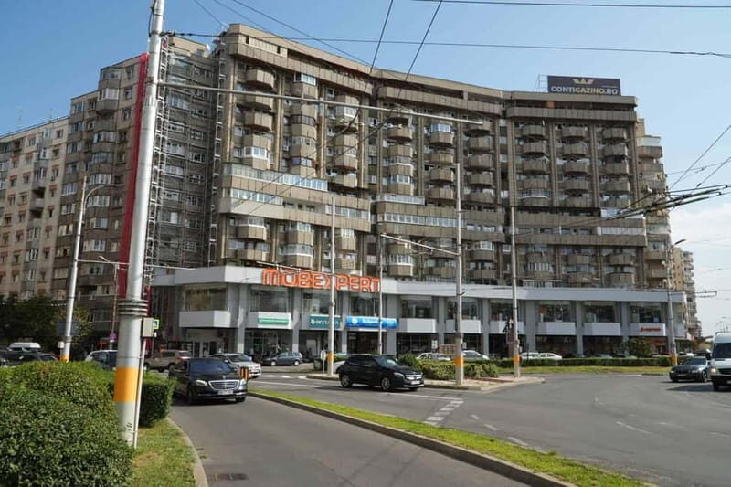 Cluj-Napoca: Communist Era Walking Tour - The Architecture and Neighborhoods