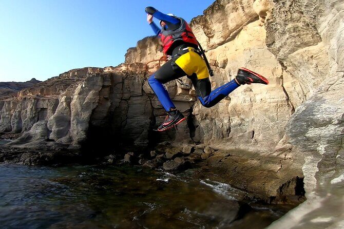 Coastering in Gran Canaria (Aquatic Route in the ocean cliffs) - Practical Details and Tips