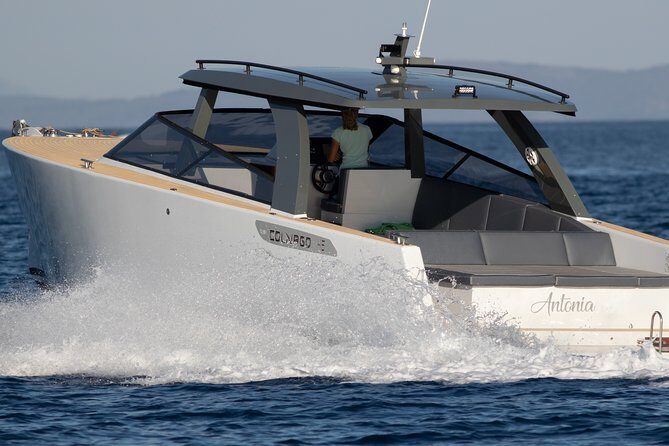 Colnago 45 - Luxury Private Speedboat Tours - Comfort and Convenience on Board