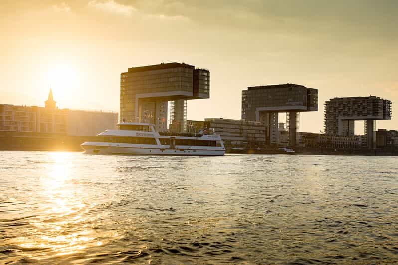 Cologne: 2-Hour Evening Cruise on the Rhine River - Breaking Down the Itinerary