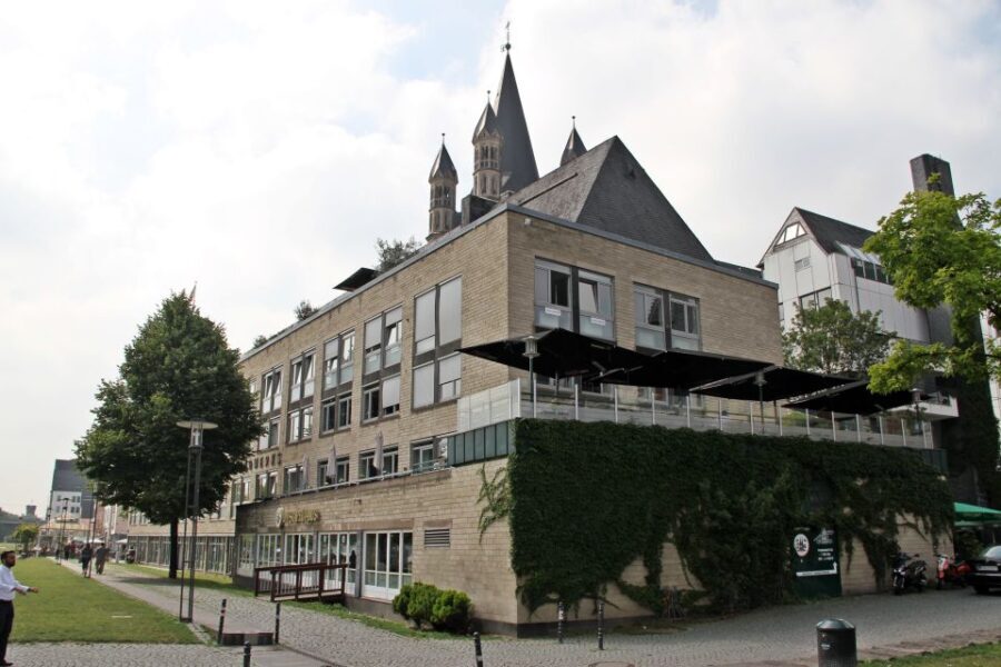 Cologne: Brewery Tour with Beer Tasting and Halven Hahn - Pricing and Value