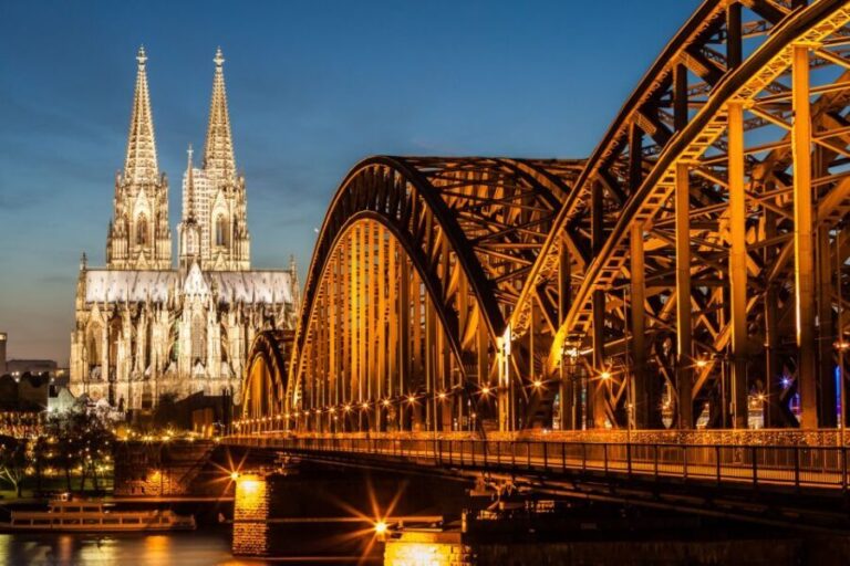 Cologne: Rhine River Cruise with Local Music - Who Should Consider This Tour?