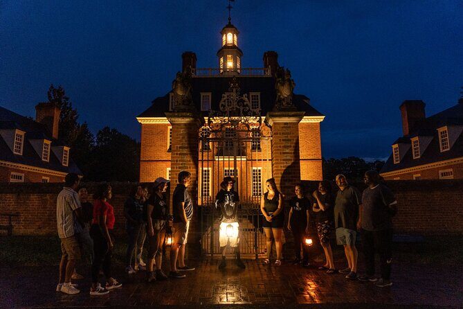 Colonial Williamsburg Dead of Night Ghost Hunt with Equipment - The Experience: Realistic Expectations and Atmosphere