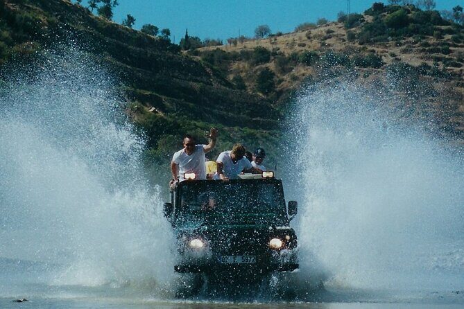 Combi Safari offroad adventure with picnic - Authentic Experiences and Review Highlights