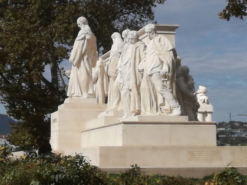 Communist Budapest Walking Tour - Who Would Love This Tour?