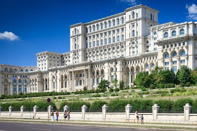 Communist Era Bucharest Tour - The Experience: What Travelers Can Expect