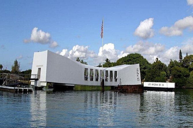 Complete Pearl Harbor Experience Tour Departing Kauai - What Highlights Make This Tour Stand Out?