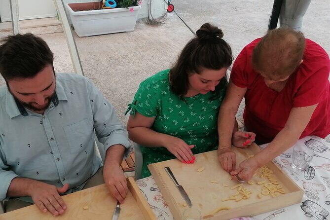 Cooking Class in your accommodation: Fresh handmade pasta - Deep Dive into the Details