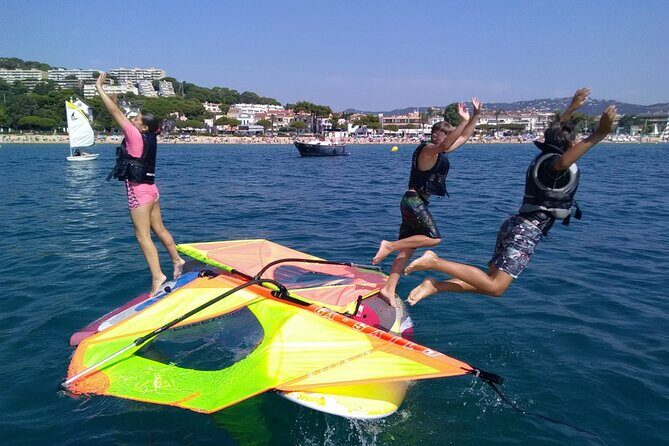 Costa Brava: 2-hours Windsurfing session - What the Experience Includes and How It Works