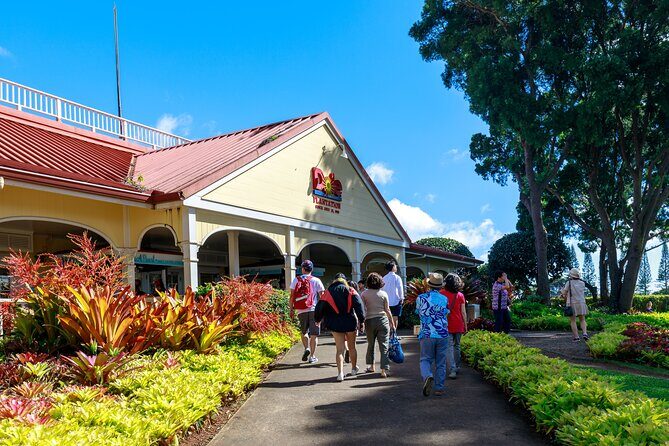 Cozy Oahu Circle Island Tour (14 Max) + Byodo-In Temple + Suprise - What Makes This Tour Stand Out?