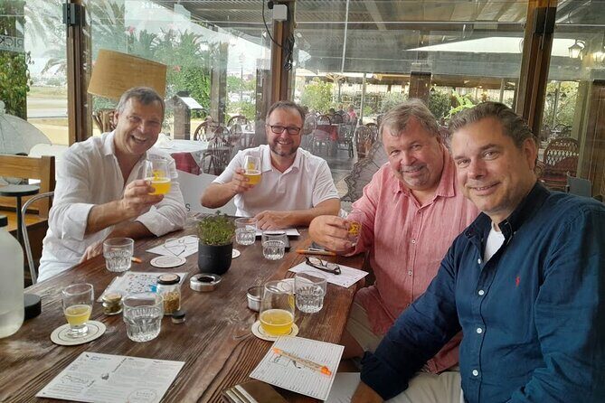 Craft Beer & City Tour - Rethymno Old Town - Atmosphere and Group Dynamics