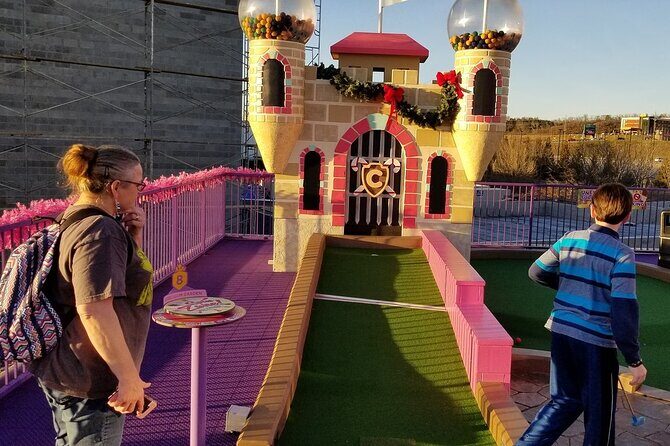 Crave Golf Club - Two Courses of Mini Golf - The Experience and Atmosphere