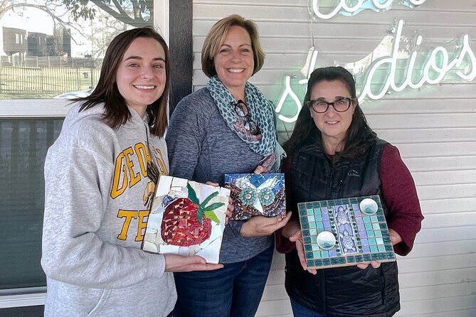 Create unique mosaic art in the heart of East Austin - Reviewer Insights and Real Experiences