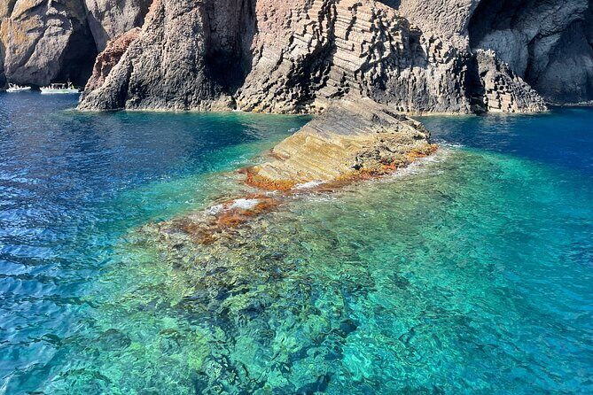 Cruise in a small group in Scandola Girolata Calanques de Piana - Who Would Love This Tour