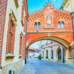 Czartoryski Palace Museum Tickets and Krakow Old Town Tour - What Makes This Tour Stand Out