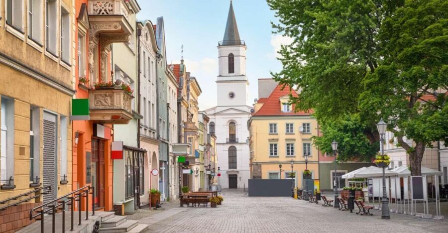 Czestochowa Old Town Highlights Private Walking Tour - The Jewel: Jasna Gora Monastery and Its Miraculous Image