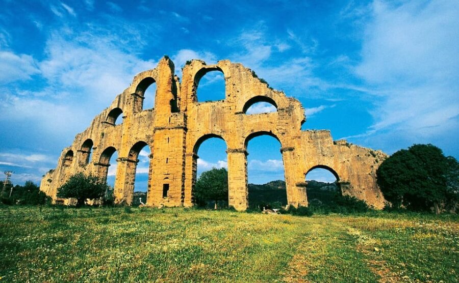 Day Tour of Ancient Roman Sites with Lunch and Guide - The Sum Up