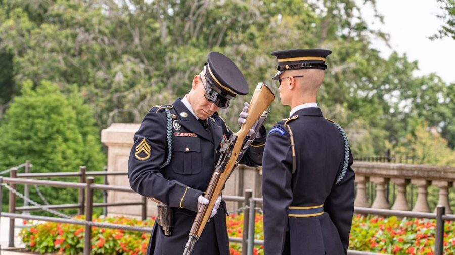 DC: Arlington National Cemetery Guided Walking Tour - A Detailed Look at Arlington’s Guided Walking Tour