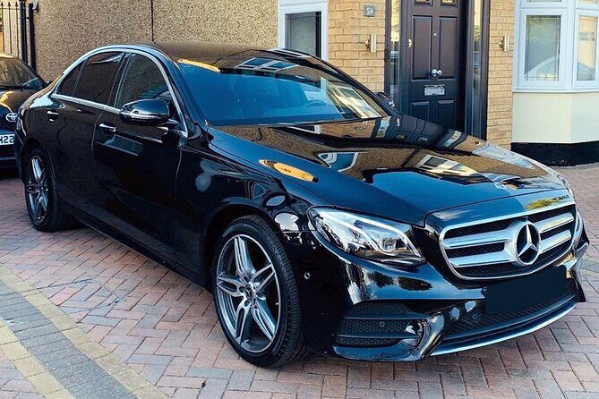 Departure Private Transfer: Fort Lauderdale to Airport FLL in Business Car - The Pickup Experience