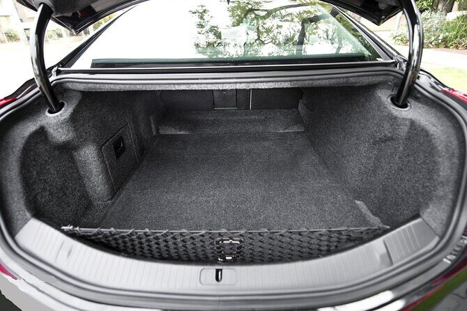 Departure Transfer St. Louis to St. Louis Airport by Car or SUV - Who Will Appreciate This Service?
