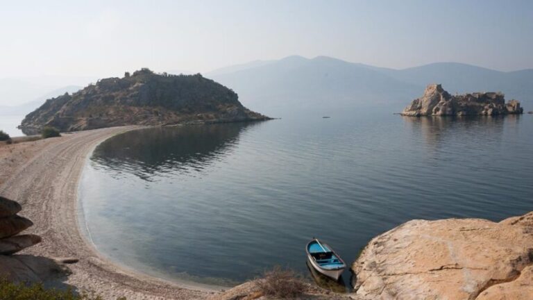 Didim/Altinkum: Full-Day Bafa Lake Guided Tour w/Breakfast - The Value Proposition