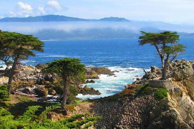 Discover Monterey, Carmel, the 17-Mile Drive & the stunning scenery of Hwy 1 - The Iconic 17-Mile Drive and Pebble Beach