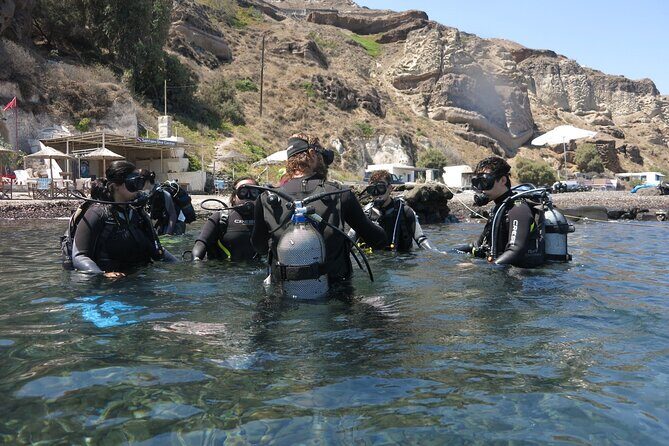 Discover Scuba Diving in the Caldera of the Volcano in Santorini - The Itinerary in Detail