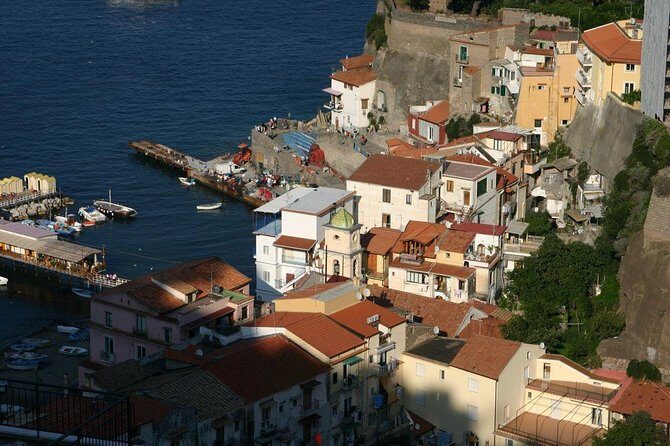 Discover Sorrento with food tasting and walking Tour - The Itinerary in Detail