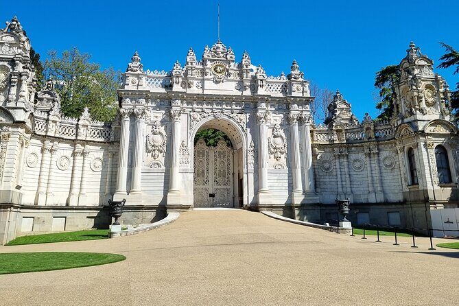 Dolmabahçe Palace Tour & Sunset Cruise on Luxury Yacht - The Bosphorus at Sunset: The Highlight