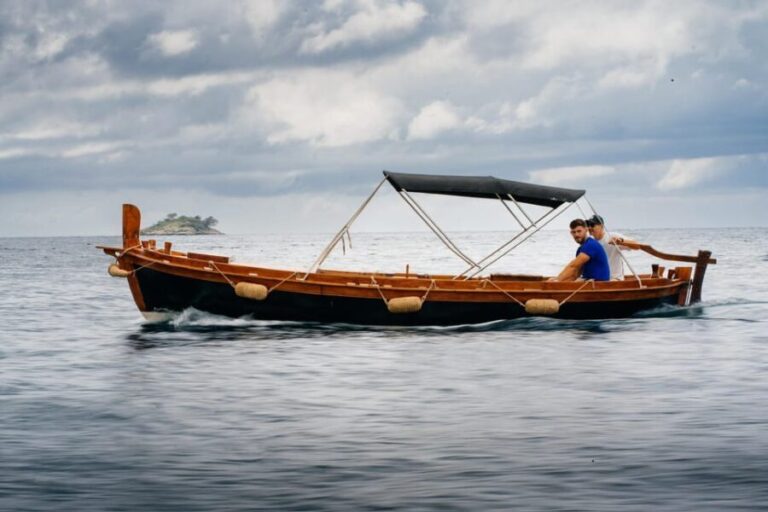 Dolphin and sunset tour with historical Gaieta wooden boat - Introduction: A Gentle, Scenic Seaside Experience