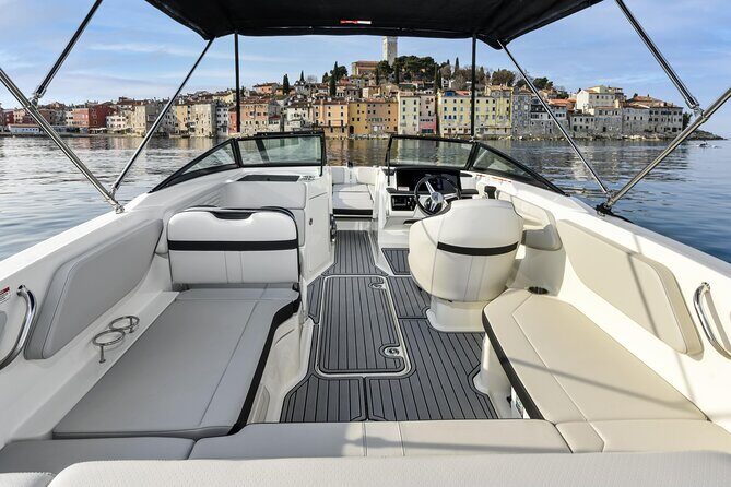 Dolphin Watching Sunset Speedboat Tour with Drinks in Rovinj - Who Is This Tour Best For?