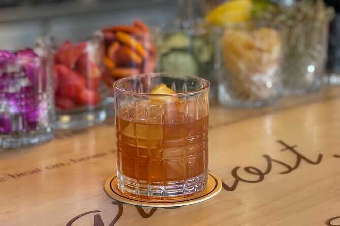 Downtown Food and Drink Tour: Libations on the East Side - Why This Tour Works Well