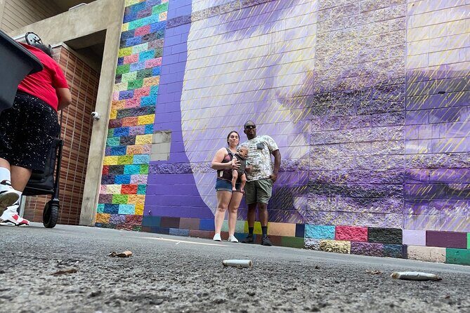 Downtown Knoxville Hidden Tour w/ Ice Cream, Coffee & Tennessee River Gems - The Guide and Group Size: Why It’s Special
