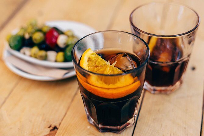 Drinks & Bites in El Born Private Tour - What You’ll Taste and See