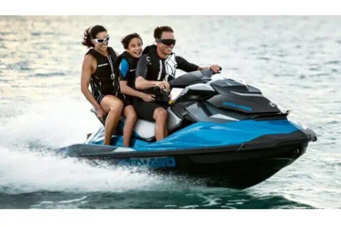 Drive Jet Ski Around Dallas Lakes - An In-Depth Look at the Dallas Lakes Jet Ski Tour