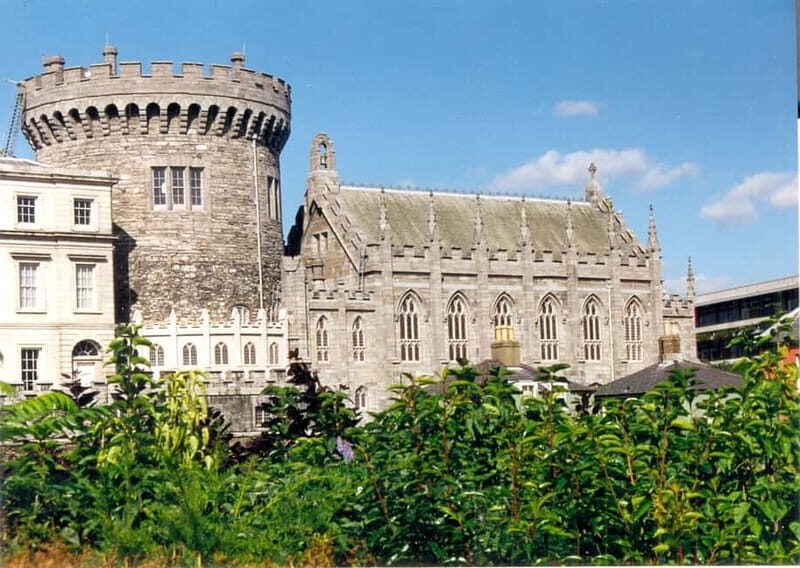 Dublin: Sightseeing Walking Tour in German - A Deep Dive into the Itinerary