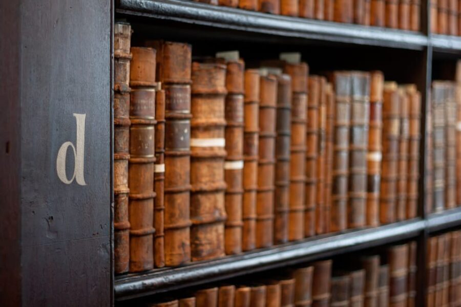 Dublin: St Patrick's, Book of Kells, and Dublin Castle Tour - The Highlight: The Book of Kells