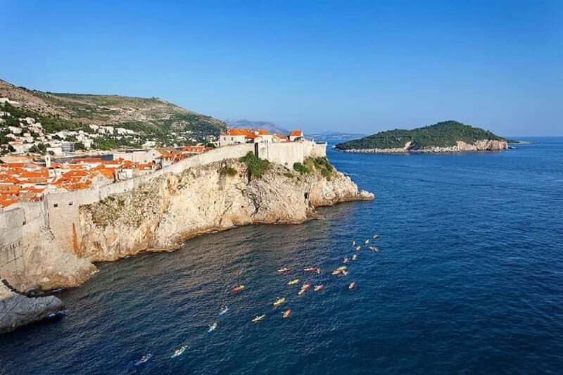 Dubrovnik: Guided Sunset Sea Kayaking Tour with Wine - Detailed Breakdown of the Itinerary