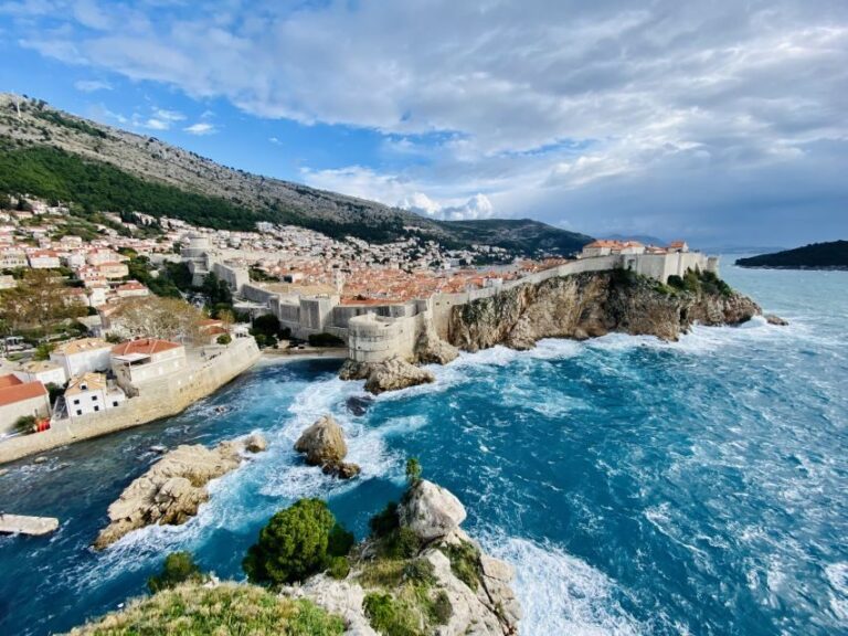 Dubrovnik: Old Town Walking Tour - Detailed Breakdown of the Sights & Stories