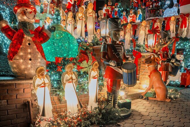 Dyker Heights Christmas Lights Tour from Times Square - A Detailed Look at the Tour Experience