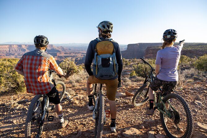 E-BIKE Sunset - Dead Horse Point E-bike Mountain Bike Tour - The Sum Up