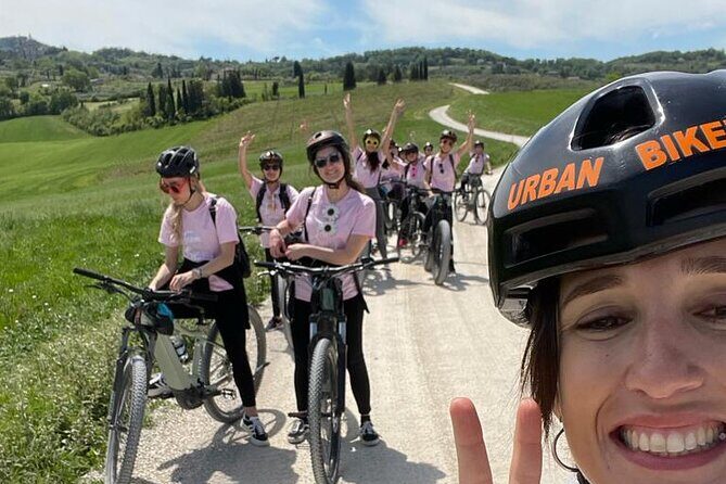 E-Bike Val d'Orcia Experience - The Bikes and Route