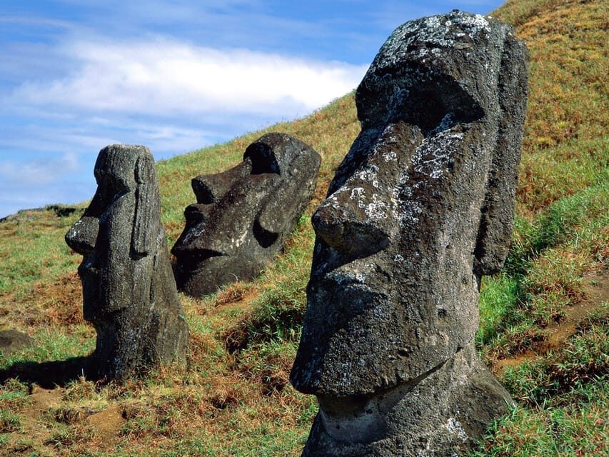 Easter Island: Moai Full Day Private Tour - Detailed Review of the Moai Full Day Private Tour