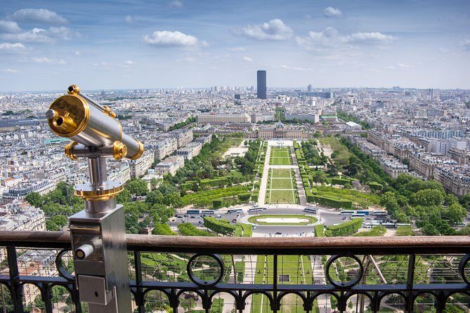 Eiffel Tower Dinner Experience and Sightseeing Seine River Cruise - What Travelers Say