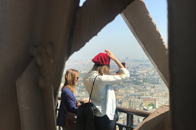 Eiffel Tower Tour by Lift and Seine Cruise - Transportation & Group Size