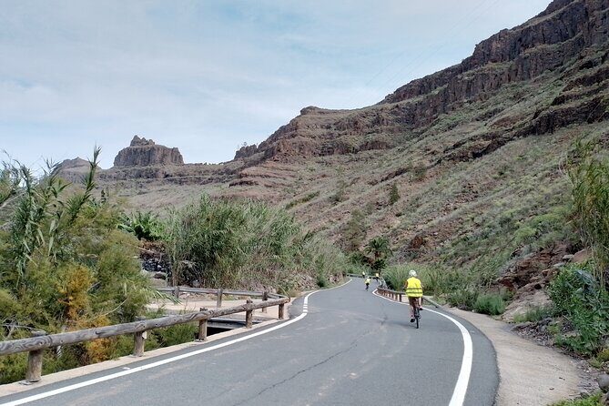Electric Bike Mountain Tour Optional Tapas in an Aboriginal Cave - Visiting the Aboriginal Cave and Tasting Canarian Tapas