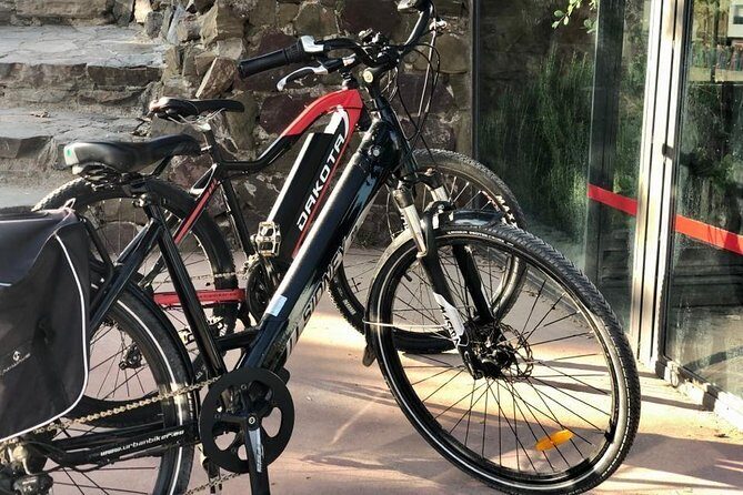 Electric Bike Rental in Malaga - Arriving and Starting the Ride