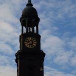 English Hamburg City Center Pay-What-You-Want Walking Tour - What to Expect on the Tour